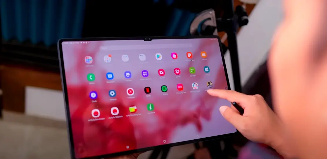 Comparison of Tablet Operating Systems- Perfect OS - TechWhis